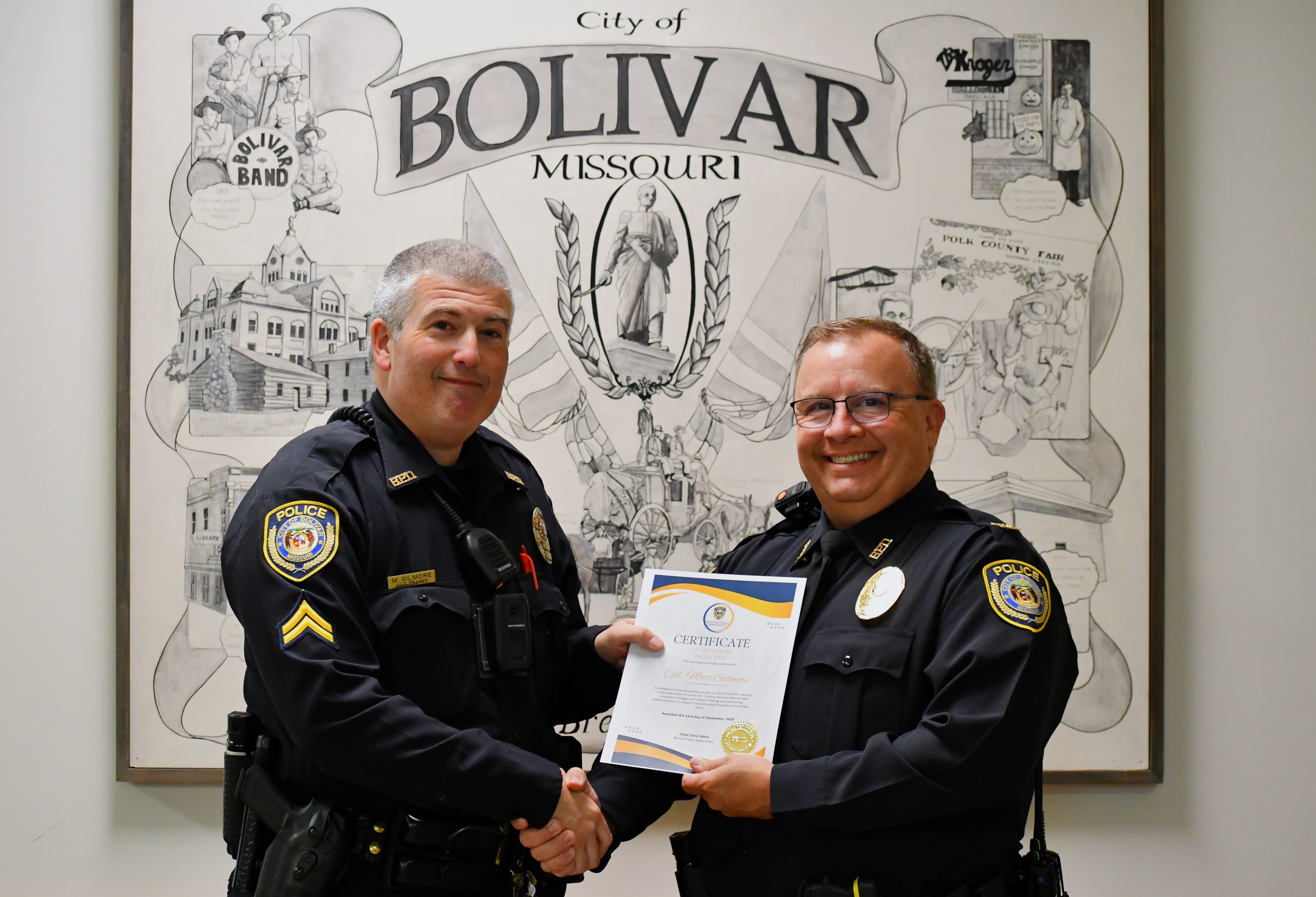 Police officers honored for life saving efforts | Bolivar MO